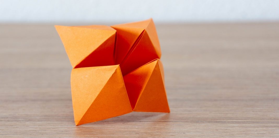 How to Create Your Own Paper Fortune Teller - diy-magazine.com
