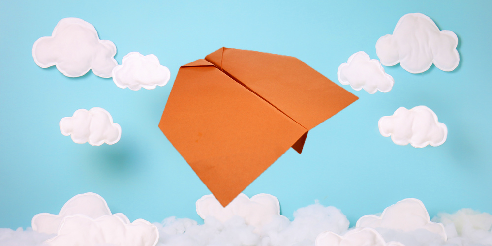 Advanced paper airplane - The Hawk