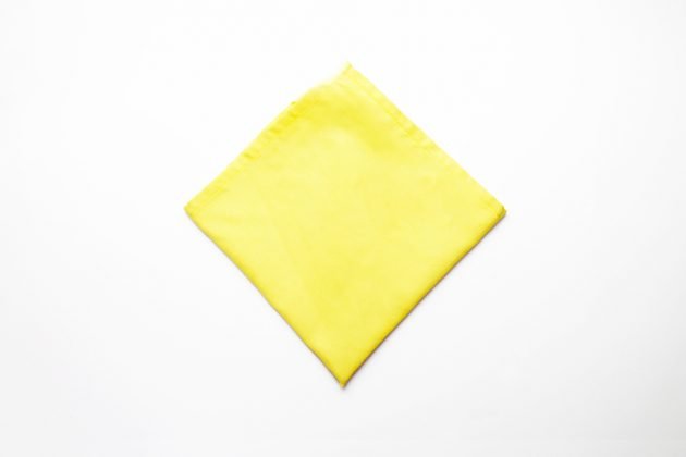 Table Napkin Folding Pyramid Tutorial - diy-magazine.com