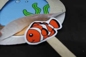 Paper Plate Fish Bowl | Free Printable Fish Template - diy-magazine.com