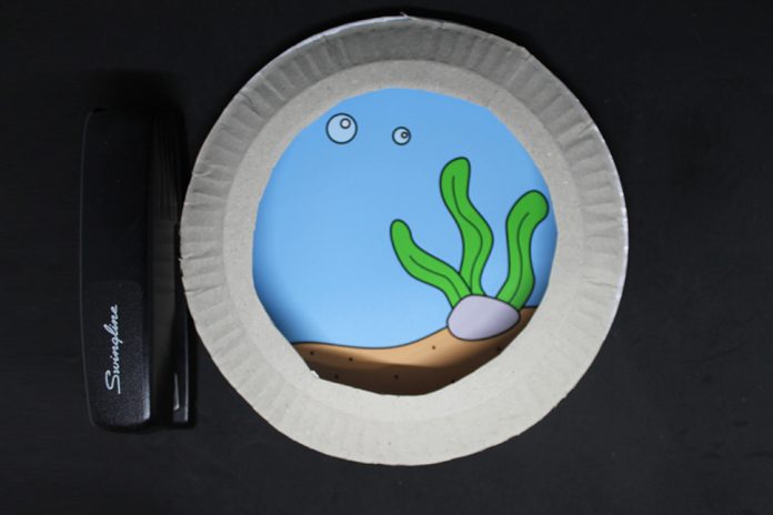 Paper Plate Fish Bowl | Free Printable Fish Template - diy-magazine.com