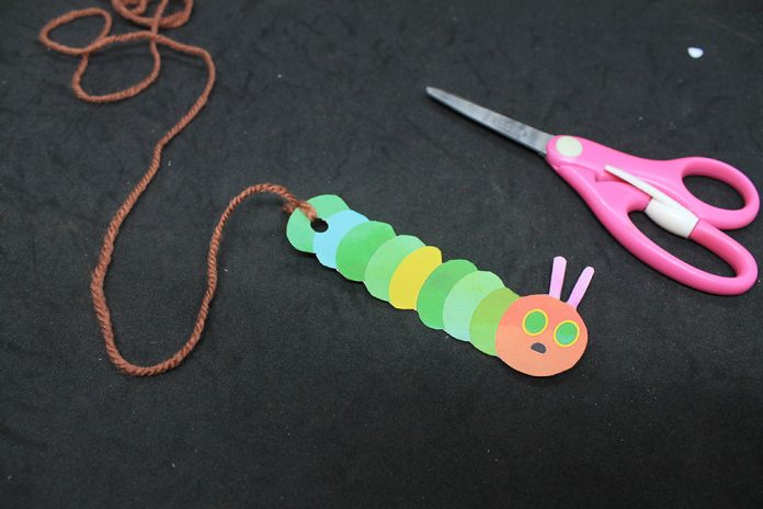 Paper Plate Caterpillar Lacing Craft - diy-magazine.com