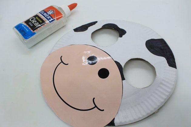 Cute Paper Plate Cow Mask | Free Printable Sheet - diy-magazine.com