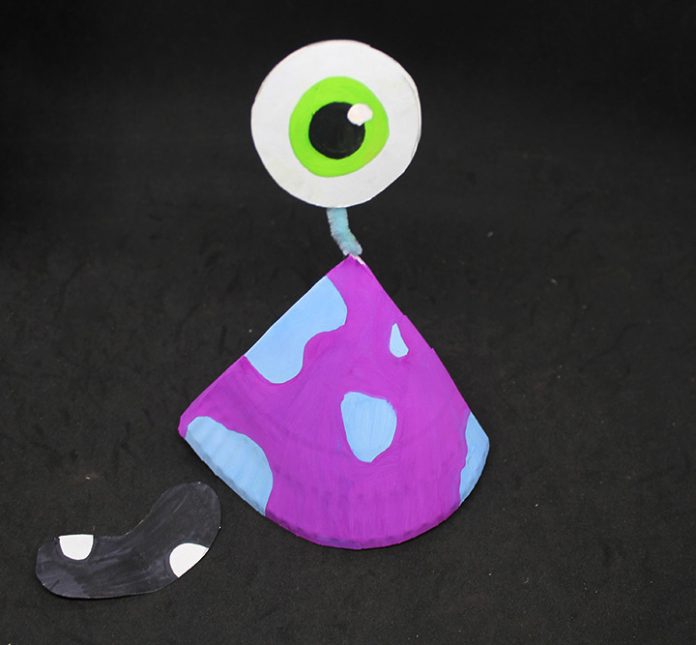 DIY Paper Plate Monster Party Hat - diy-magazine.com